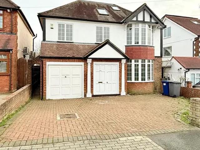 75 Longland Drive, London, N20 8HH, United Kingdom | 6 bed house for rent #137306660 | Rentberry