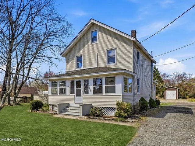 75 Main St, Waretown, NJ 08758