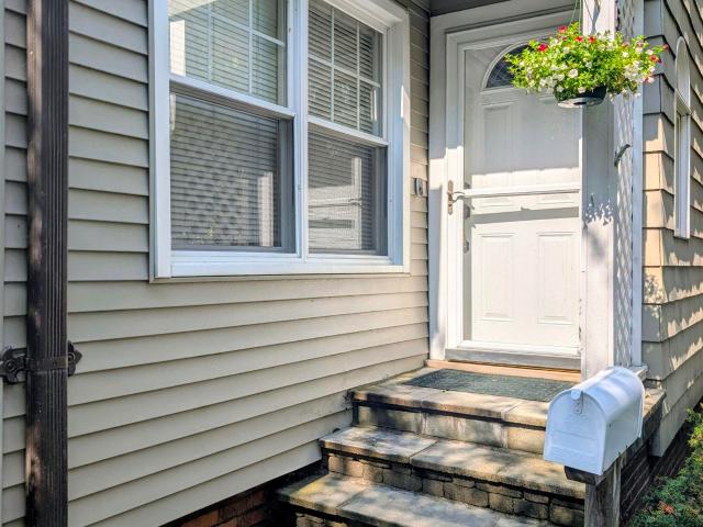 75 Mapleton Road
