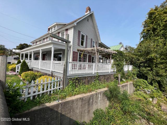 75 Montcalm Street