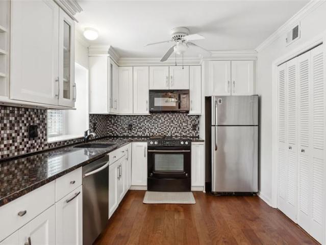 75 Montre Square NW, Atlanta, GA 30327 | MLS #7713 | Compass