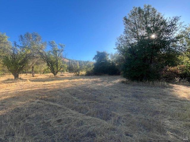 75 Morine Ranch Rd, Clearlake Oaks, CA 95423