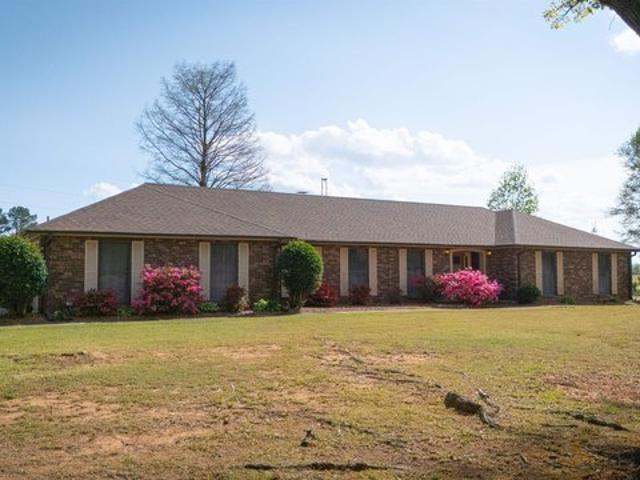 75 Murphy Dr, Florence, AL 35633