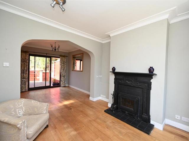 75 Newtownbreda Road, Belfast, BT8 7BS
