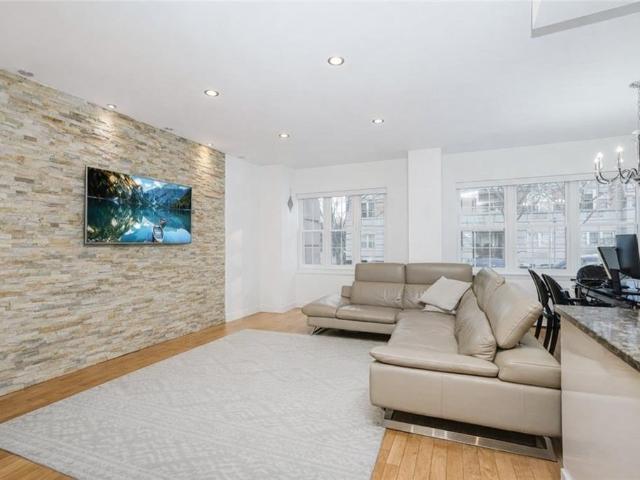 75 Oceana Drive East # 1H