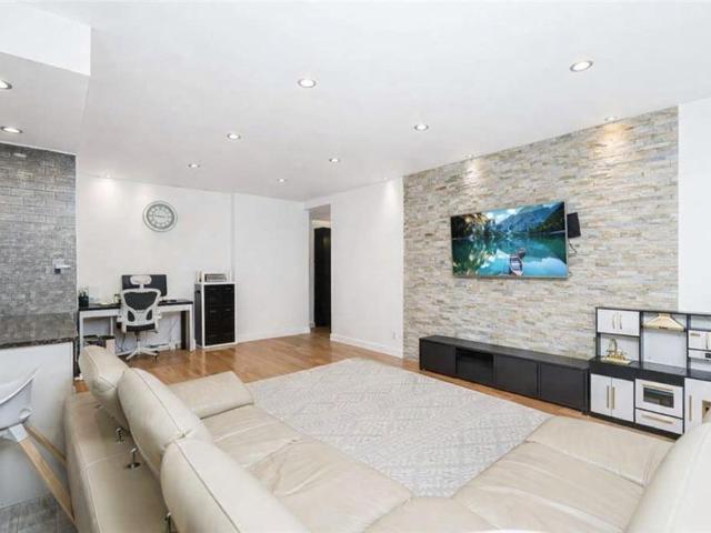 75 Oceana Drive East # 1H