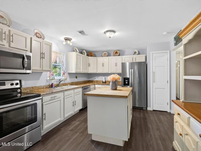 75 Odis Myrick Road
