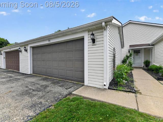 75 Oxford Oaks Drive # 75