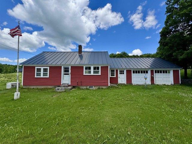 75 Page Rd, Haverhill, NH 03780