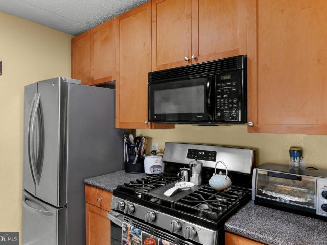 75 S Reynolds St, Unit 101, Alexandria, VA 22304 | MLS #VAAX2054 | Compass