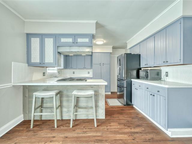 75 Silverdale Drive