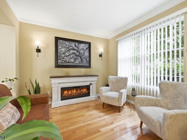 75 Spring Hill Cir