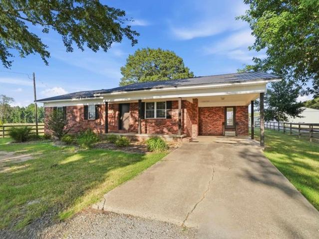 75 Stark Ave, Greers Ferry, AR 72067