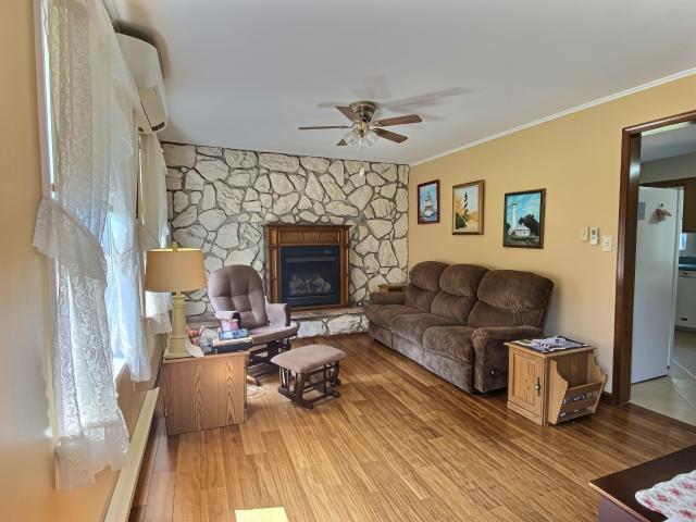 75 Sunny Lane