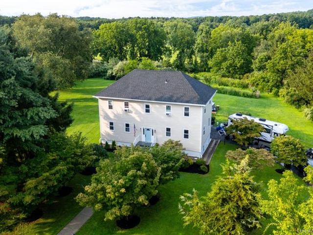 75 Sunset Dr, Patterson, NY 12563