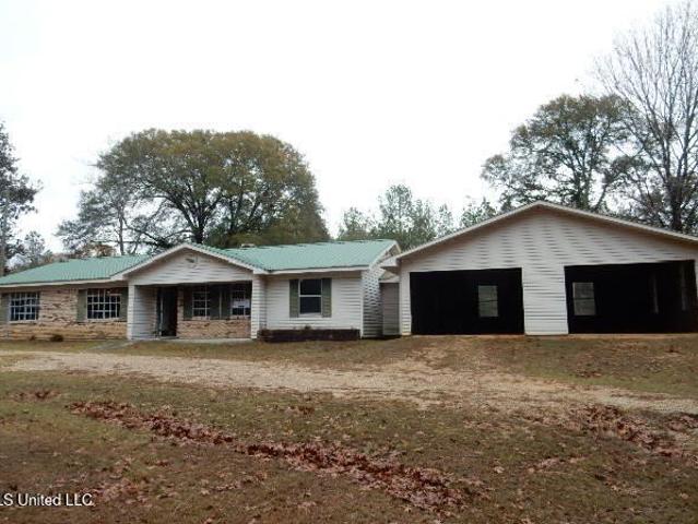 75L G Collins Rd, State Line, MS 39362