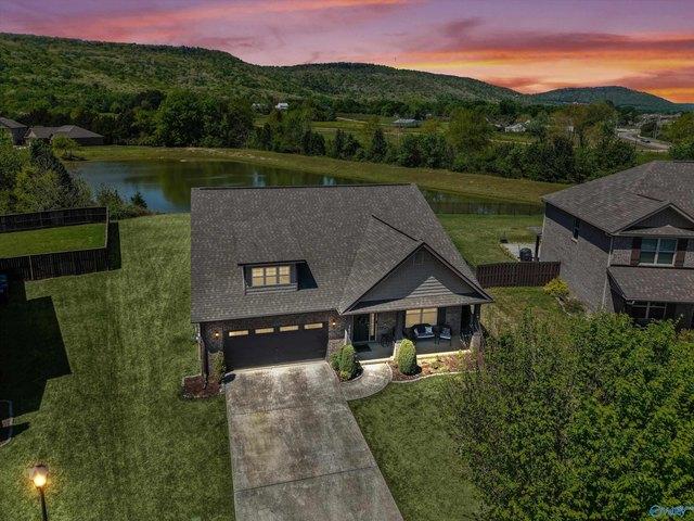 7604 Overton St SE, Owens Cross Roads, AL 35763