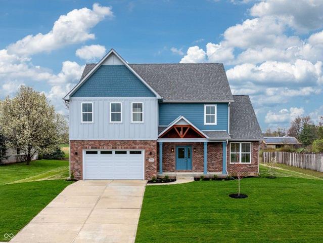 7604 Brownstone Ct, Greenfield, IN 46140