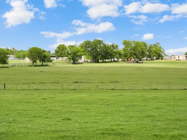 7604 county road 136