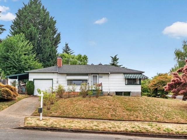 7605 NW 11th Ave, Vancouver, WA 98665