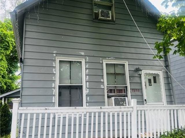 7605 Lawn Ave, Cleveland, OH 44102