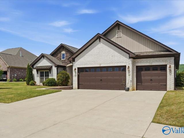 7605 Summerdawn Drive SE