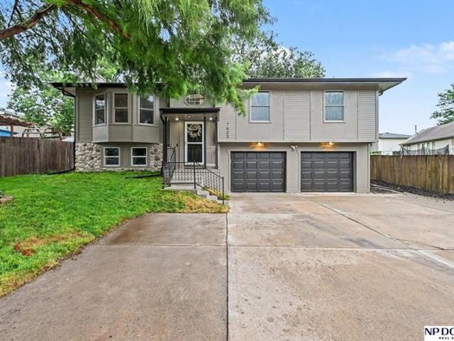7605 S 134th St, Omaha, NE 68138