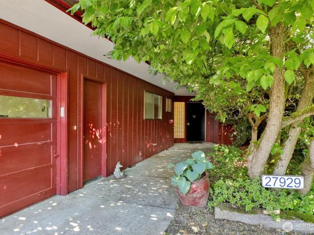 7605 th Place NW