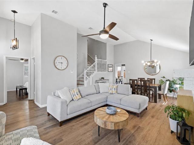 7606 Beverly Drive