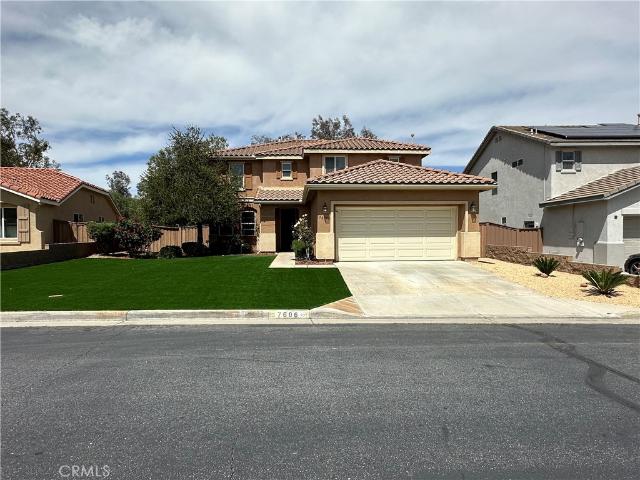 7606 Isla St, Hemet, CA 92545 | MLS #IG26072 | Compass