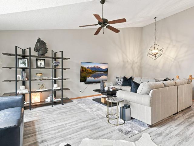 7606 Red Fox Trail