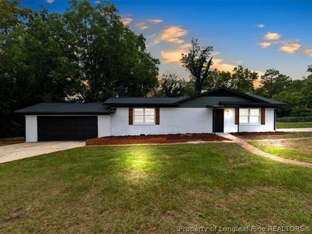 7607 Decatur Dr, Fayetteville, NC 28303