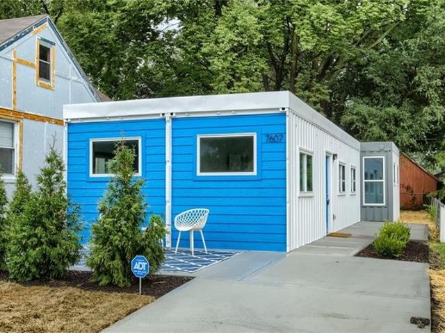 7607 Jefferson St, Kansas City, MO 64114