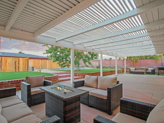 7607 Lucerne Vista Ave, Yucca Valley, CA 92284 | MLS #219144 | Compass