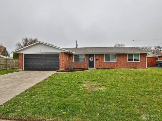 7607 Stonecrest Dr, Dayton, OH 45424