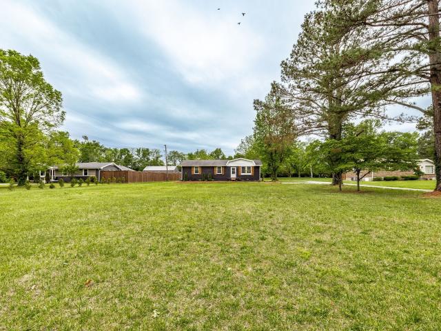 7608 Gerald Dr