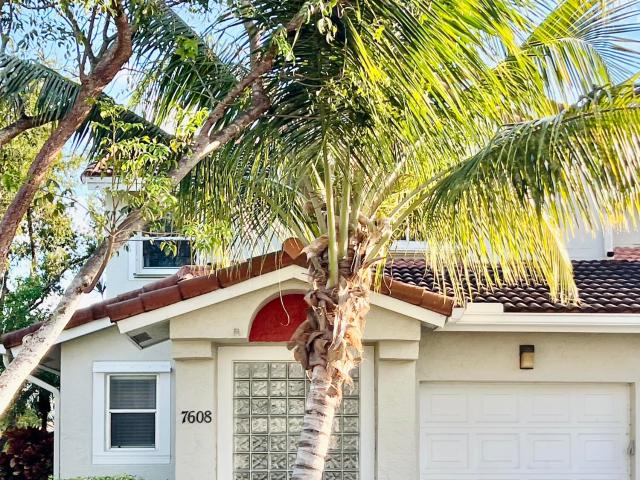 7608 Pinewalk Dr S, Unit 127, Margate, FL 33063 | MLS #R11079 | Compass
