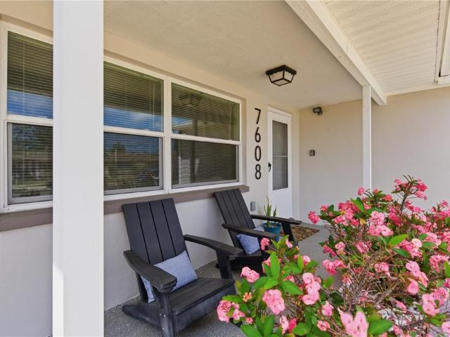 7608 Sue Ellen Dr, Port Richey, FL 34668 | MLS #TB8497 | Compass