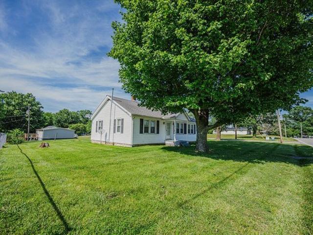 7608 W Tunnel Hill Rd, Sharpsburg, KY 40374