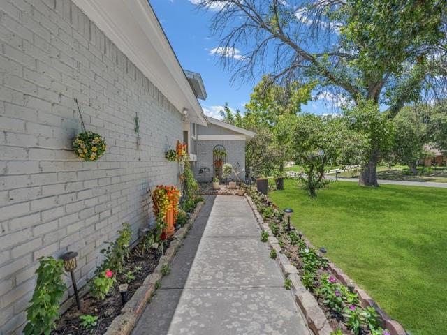 7609 Lake Highlands Drive