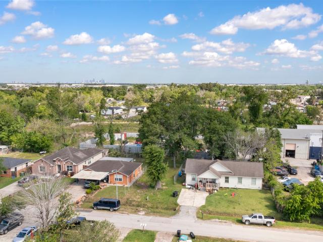 7609 Red Robin Ln, Houston, TX 77075 | MLS #23126