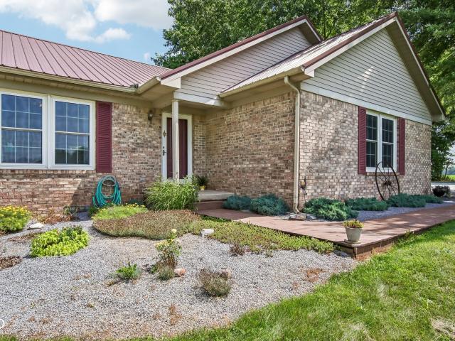 7609 W County Road 900 N