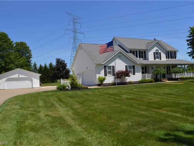 7600 Meadowood Drive