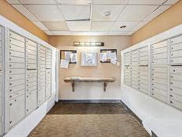 7600 E Roosevelt Boulevard # 204