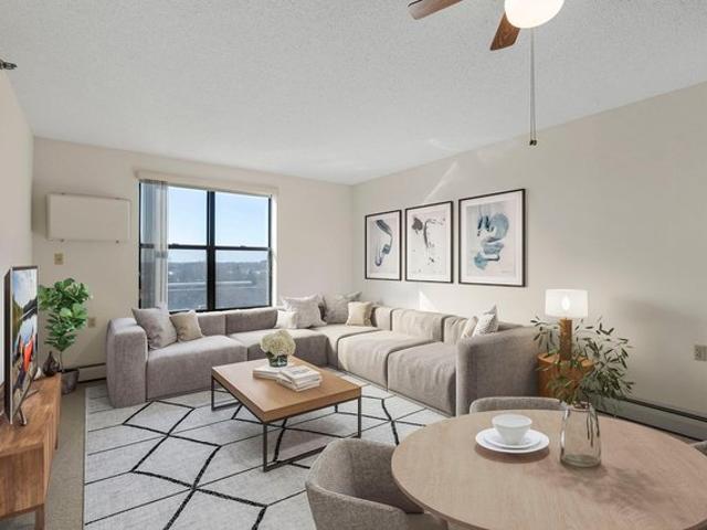 7600 Golden Valley Rd Apt 600, Golden Valley, MN 55427