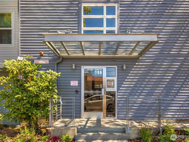 7600 Greenwood Avenue N # 209
