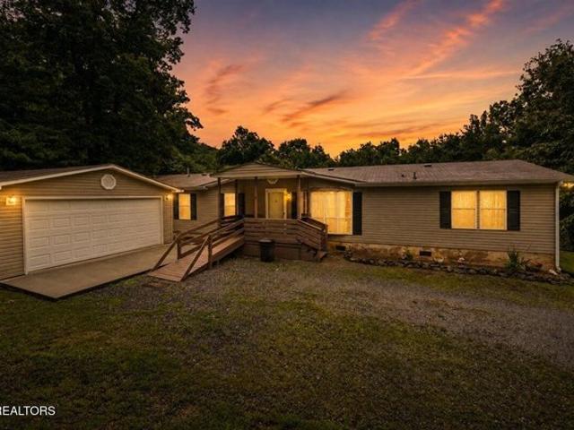 7600 Hunters Ridge Way, Knoxville, TN 37914