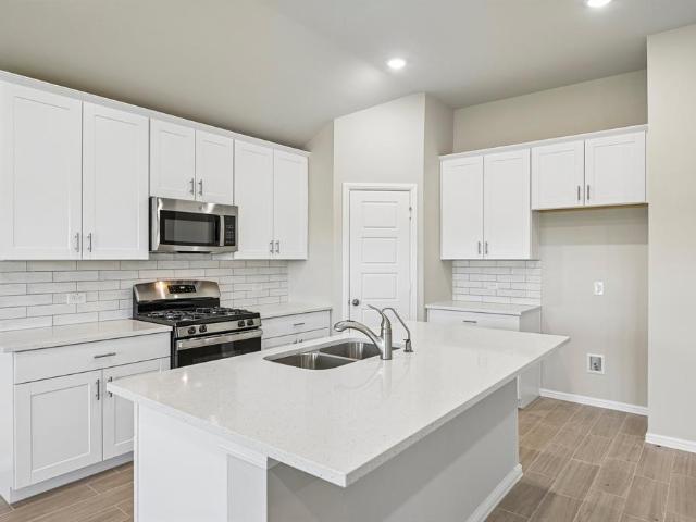 7600 Sapwood Drive