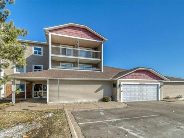 7600 th St W Apt 103, Apple Valley, MN 55124