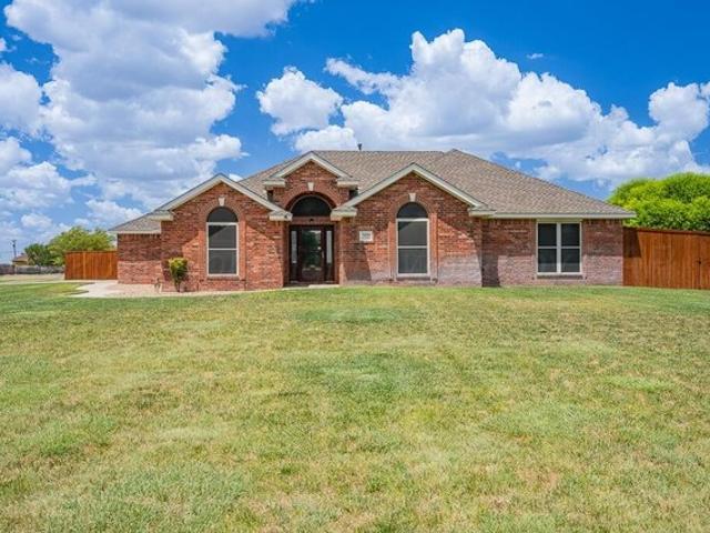 7600 Weatherly Ln, Canyon, TX 79015